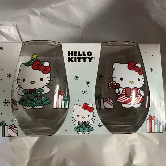 Dining | Hello Kitty Christmas Tear Drop Glassware Set | Poshmark